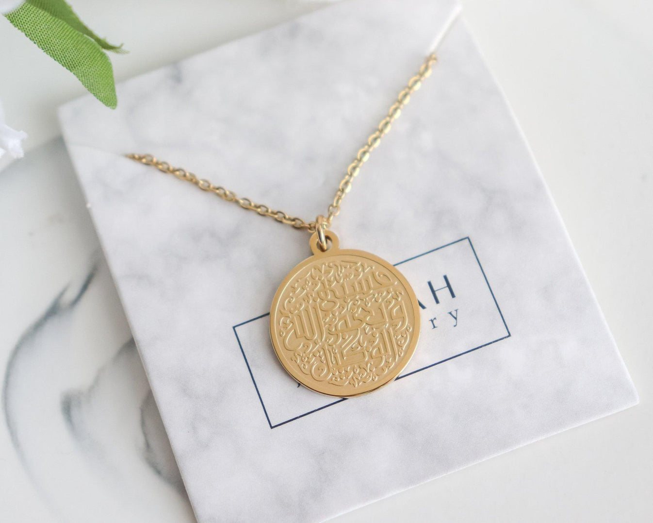 "Allah Suffices Me" Pendant Necklace – Omnyah